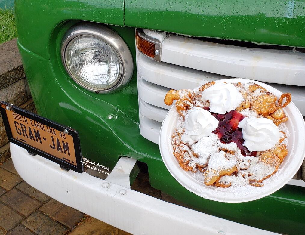 Carowinds Granny’s Jammin’ Funnel Cake - FUN Food Blog