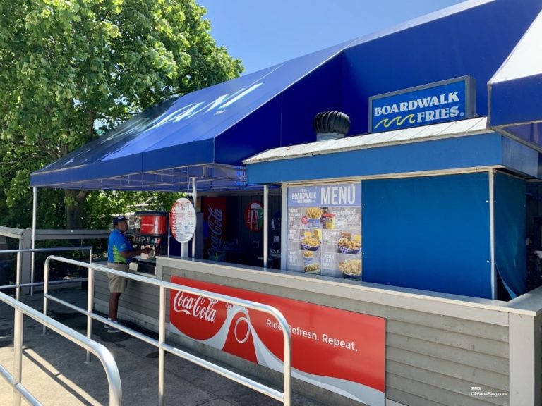 Michigan's Adventure Coca-Cola Refresh Station - FUN Food Blog
